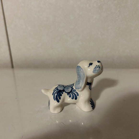 Delft | Accents | Vintage Delft Miniature Blue And White Porcelain Dog ...